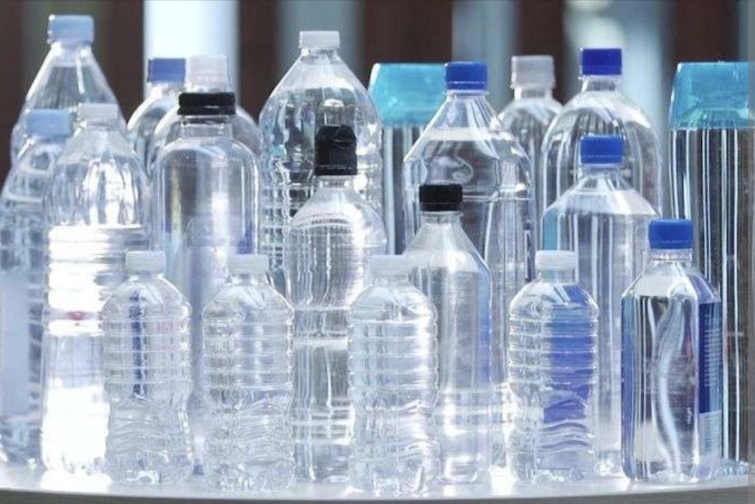 Deretan Bos Air Minum Kemasan, Aqua Sampai Equil - Makassartime.com